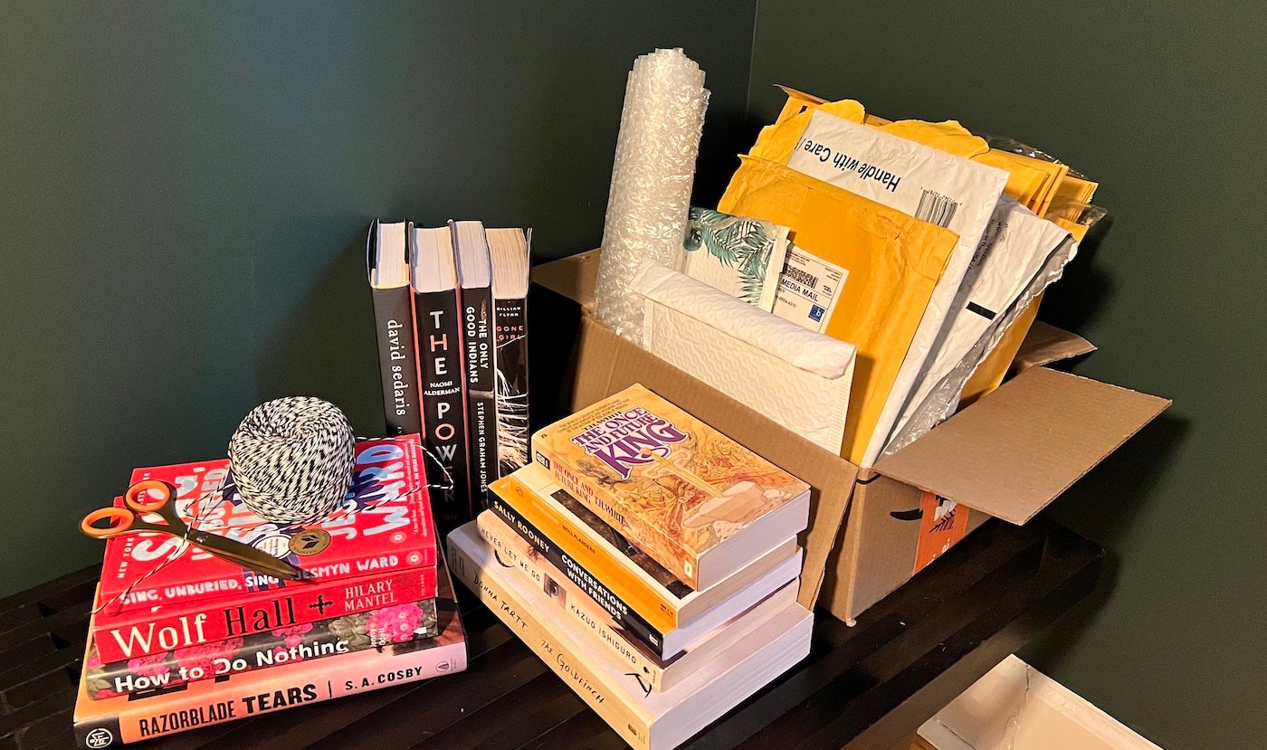 What Are the Best Boxes or Bubble Mailers For Shipping Books?