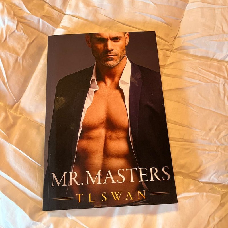 Mr Masters by T. L. Swan, Paperback | Pangobooks