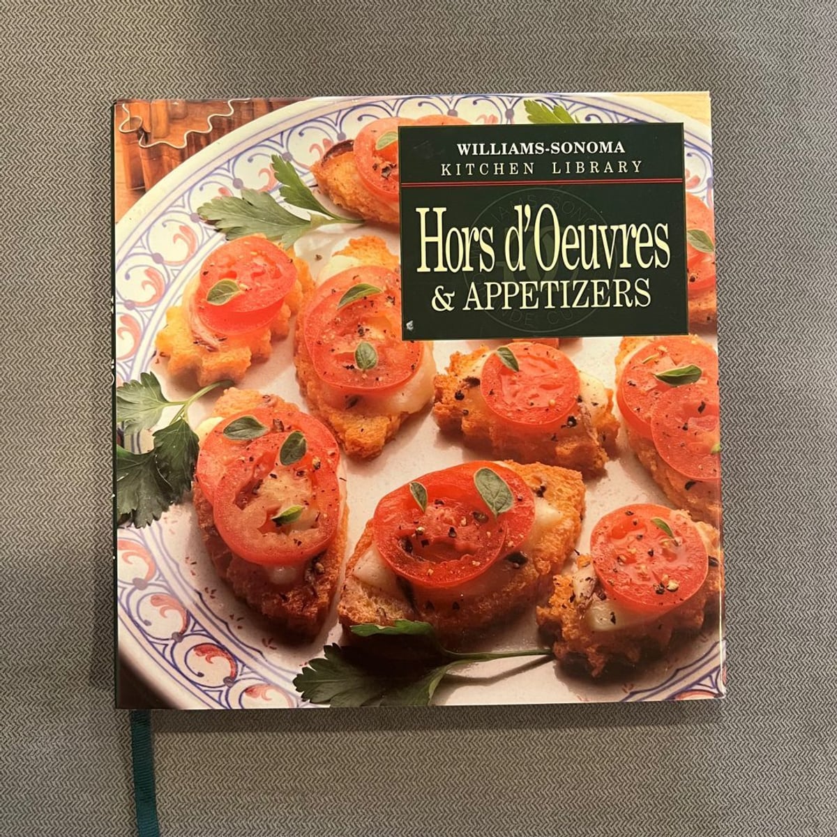 Hors d'Oeuvres and Appetizers by Scotto Sisters, Chuck Williams