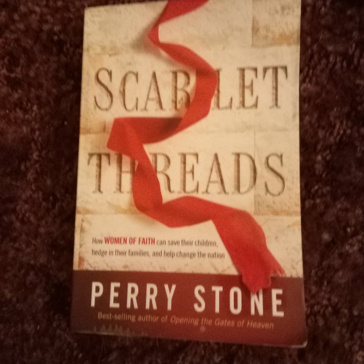 Scarlet Threads by Perry Stone, Paperback | Pangobooks