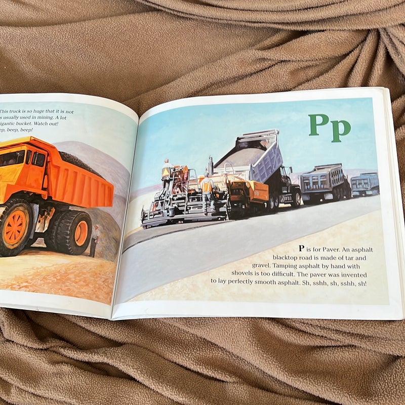 The Construction Alphabet Book by Jerry Pallotta