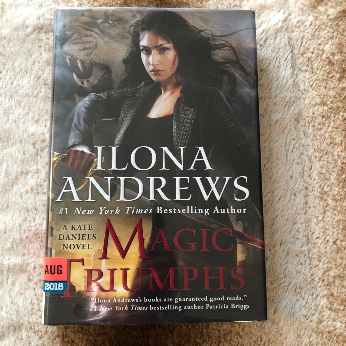 Magic Triumphs by Ilona Andrews, Hardcover | Pangobooks