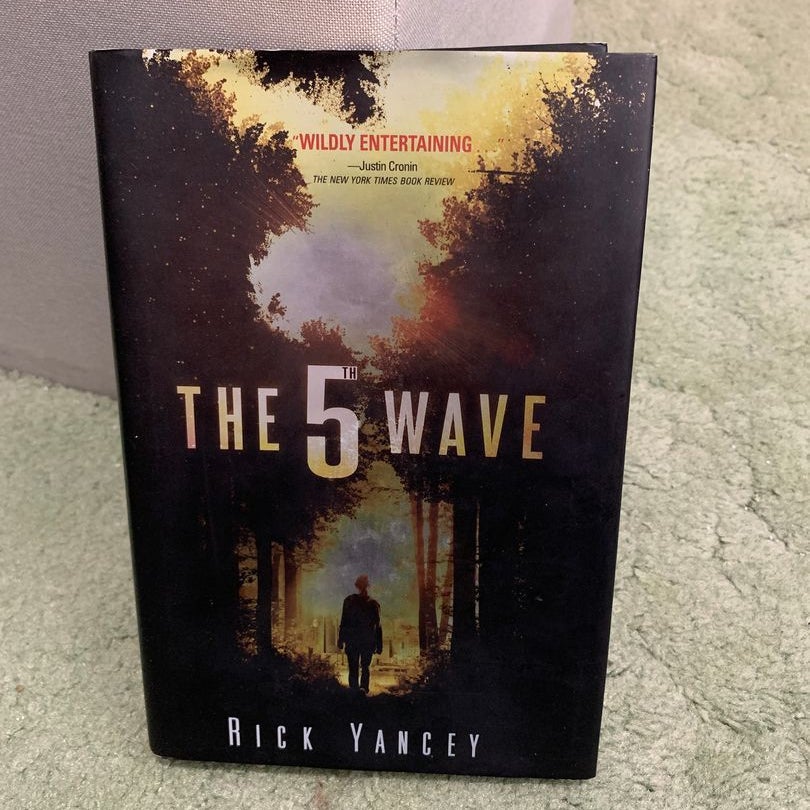 The 5th Wave by Rick Yancey, Hardcover | Pangobooks