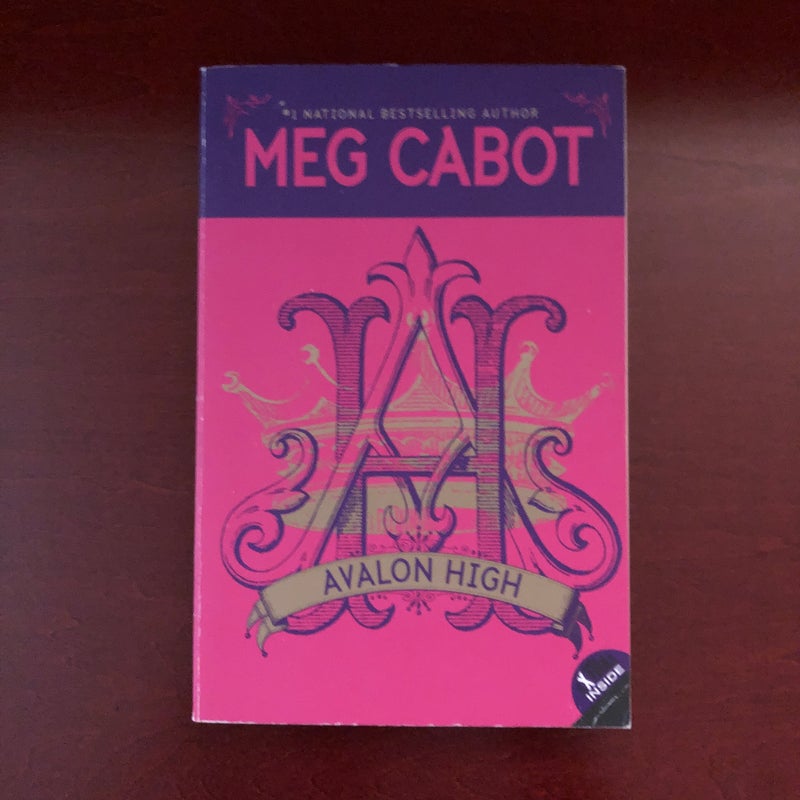 Avalon High by Meg Cabot, Paperback | Pangobooks