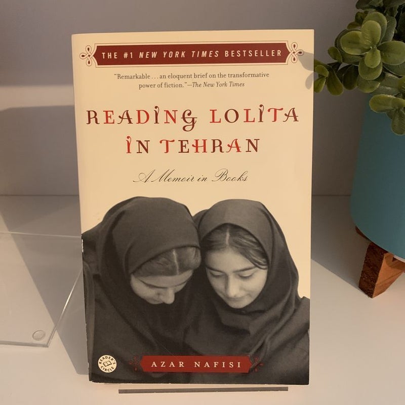 Reading Lolita in Tehran by Azar Nafisi, Paperback | Pangobooks