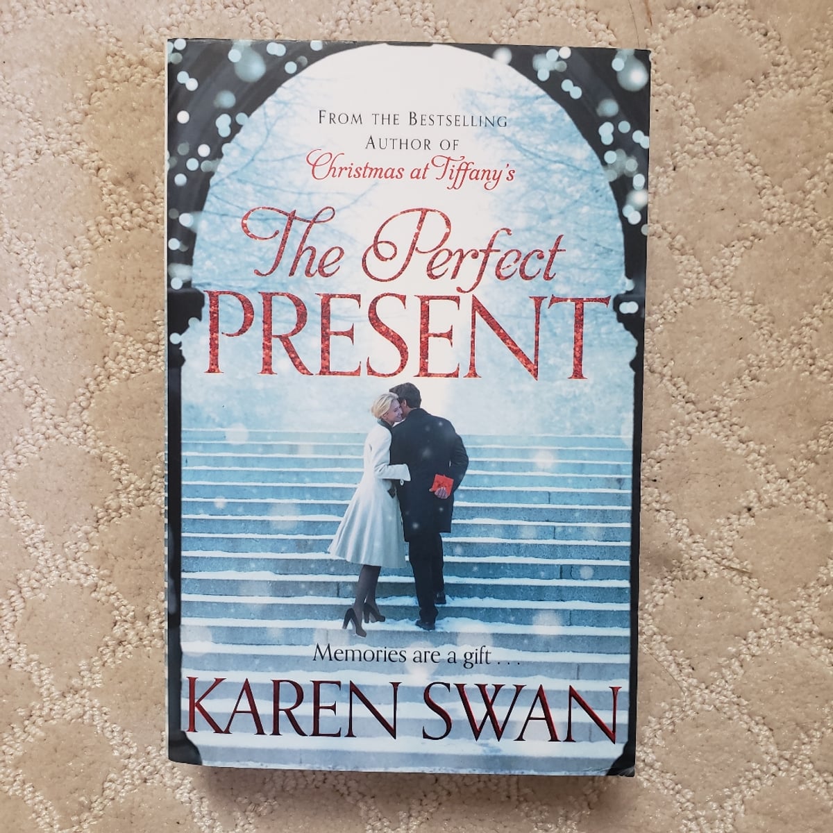 The Perfect Present by Karen Swan