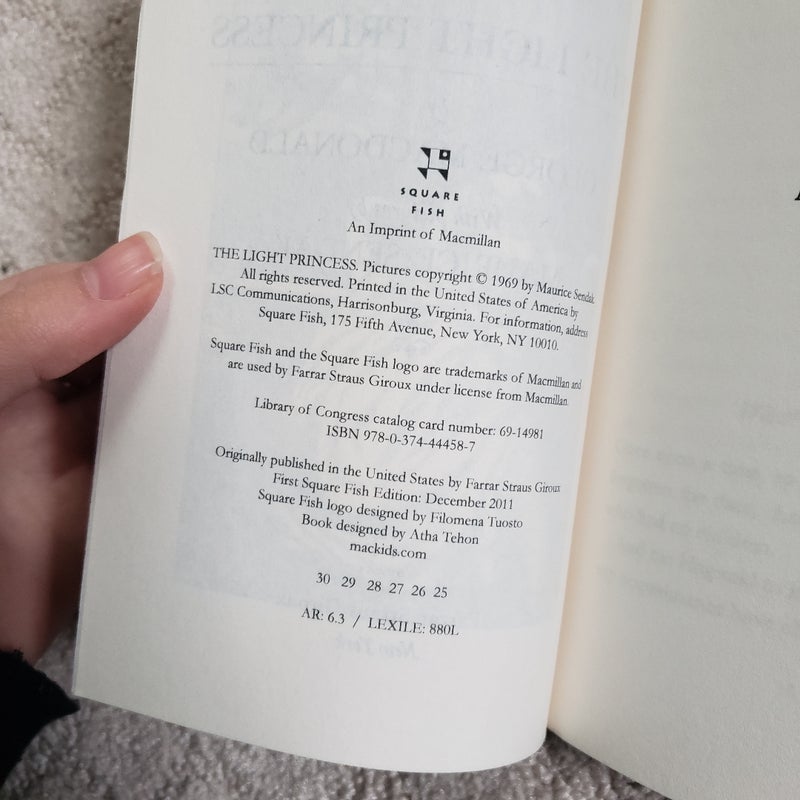 The Light Princess by George MacDonald; Maurice Sendak (Illustrator ...