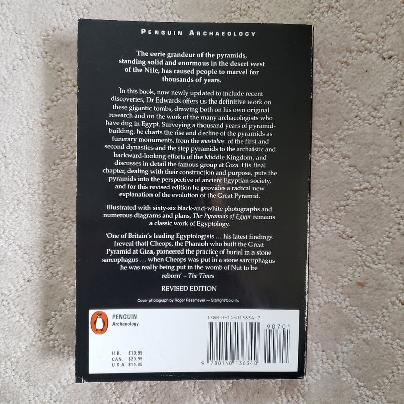 The Pyramids of Egypt by I. E. S. Edwards