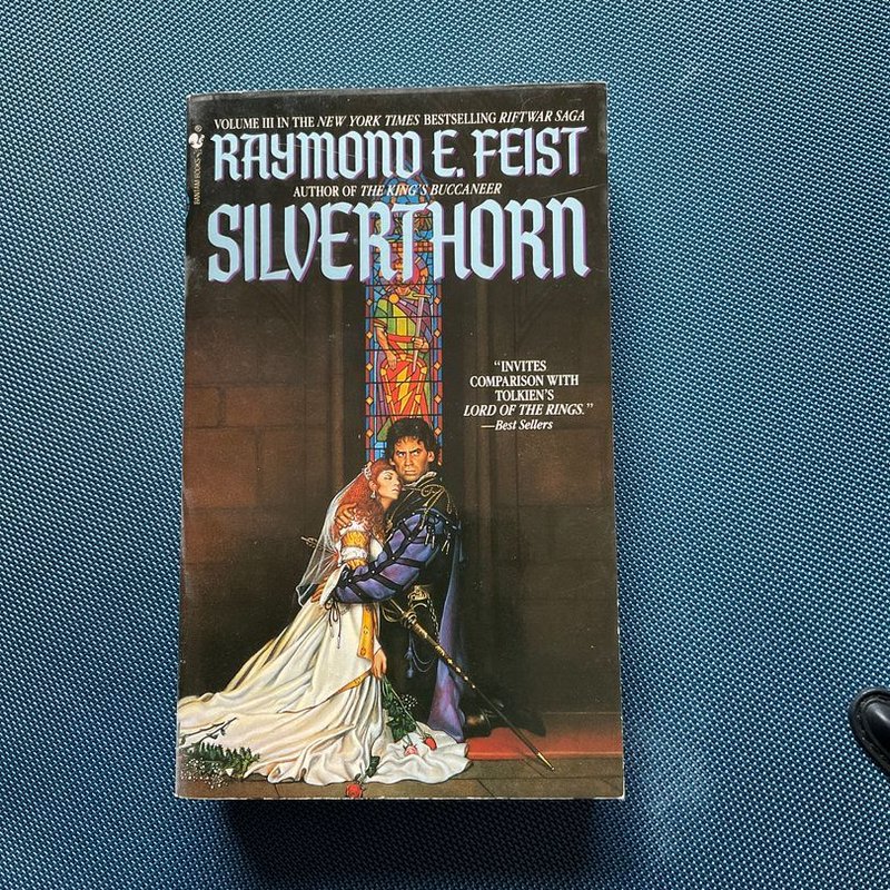 Silverthorn by Raymond E. Feist, Paperback | Pangobooks
