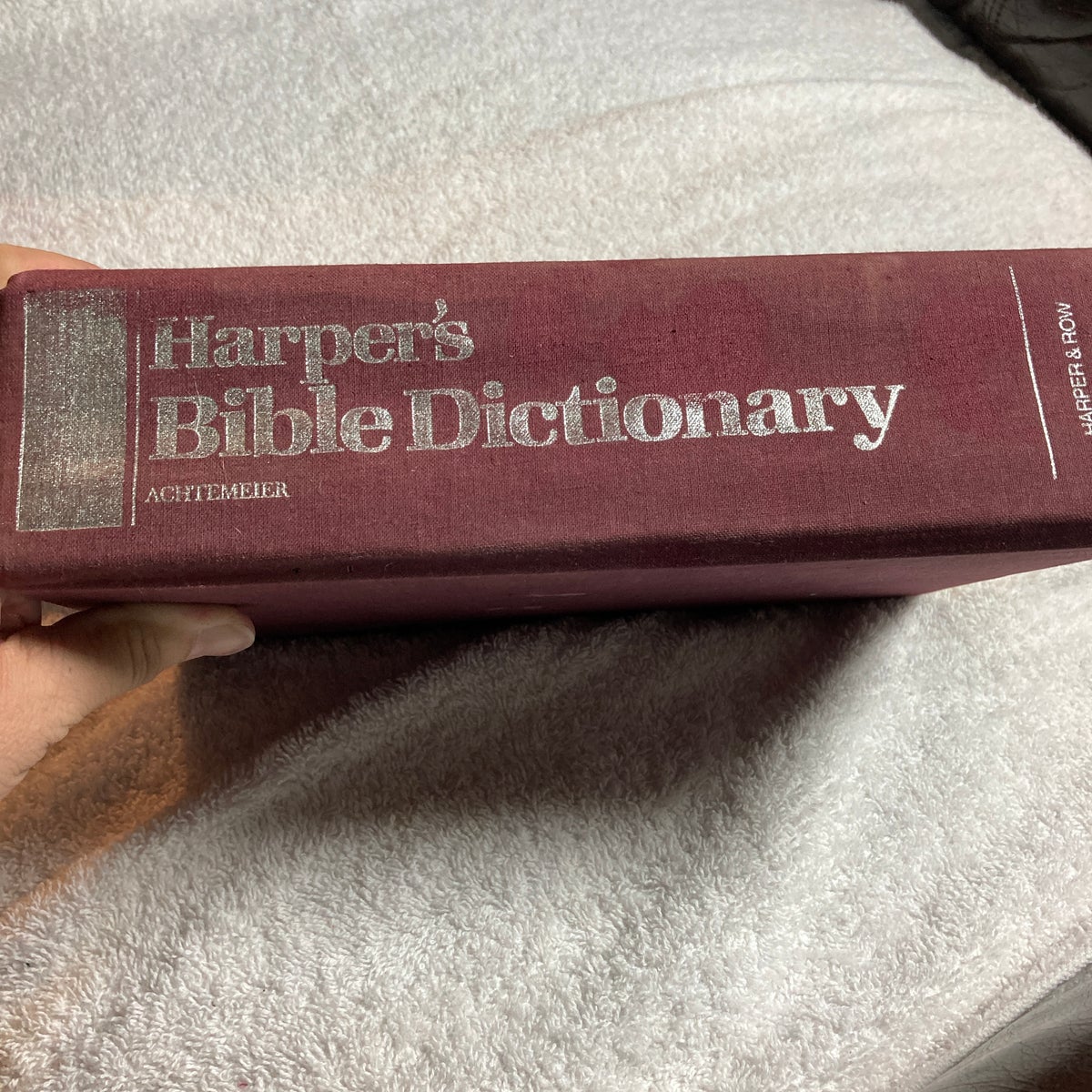 Harper’s Bible Dictionary by Paul J. Achtemeier, Hardcover | Pangobooks