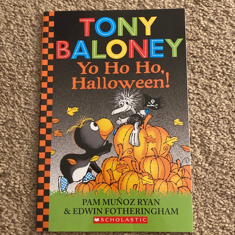 Yo Ho Ho, Halloween! by Pam Muñoz Ryan