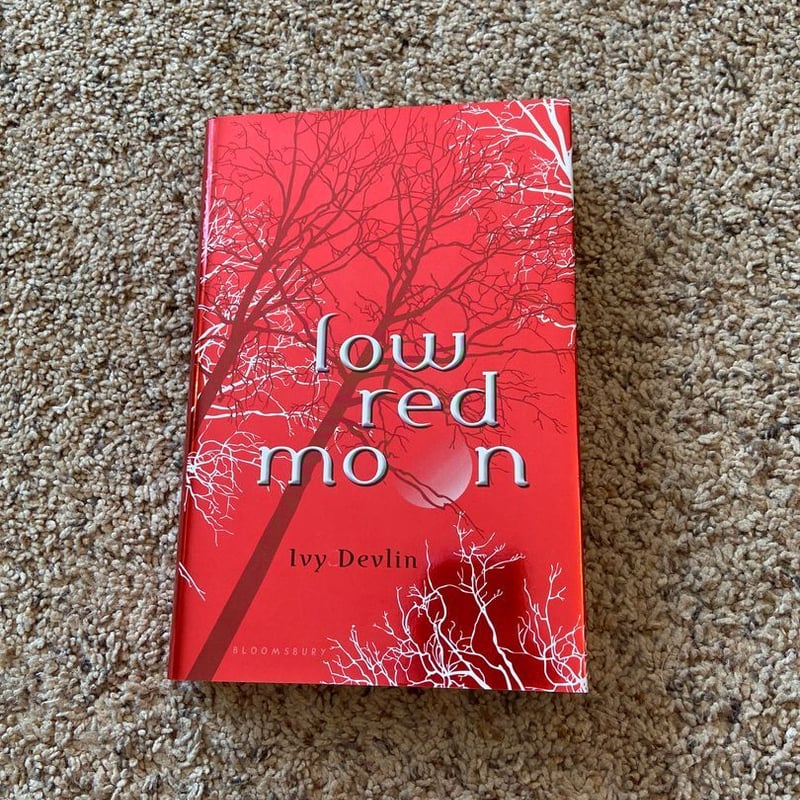 Low Red Moon by Ivy Devlin