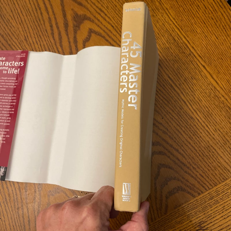 45 Master Characters by Victoria Lynn Schmidt, Hardcover | Pangobooks