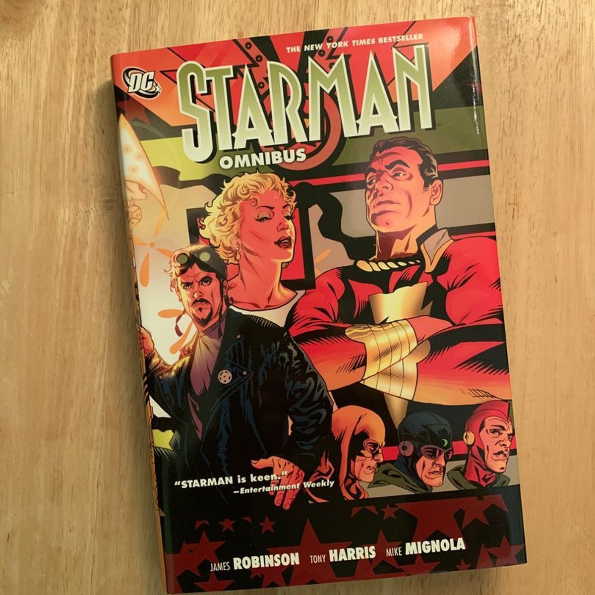 Starman Omnibus by Jerry Ordway, James Robinson, Dusty Abell, Tim ...