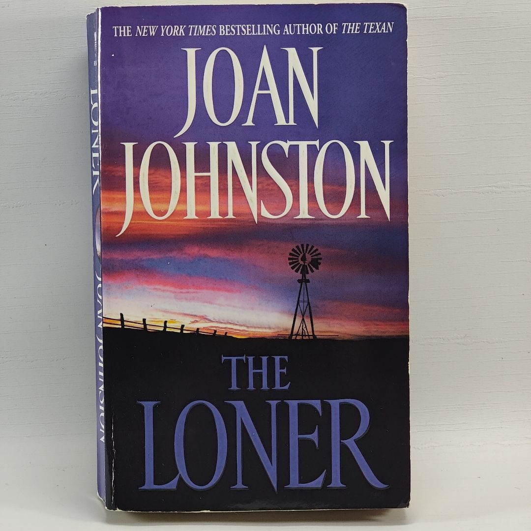 The Loner by Joan Johnston, Paperback | Pangobooks