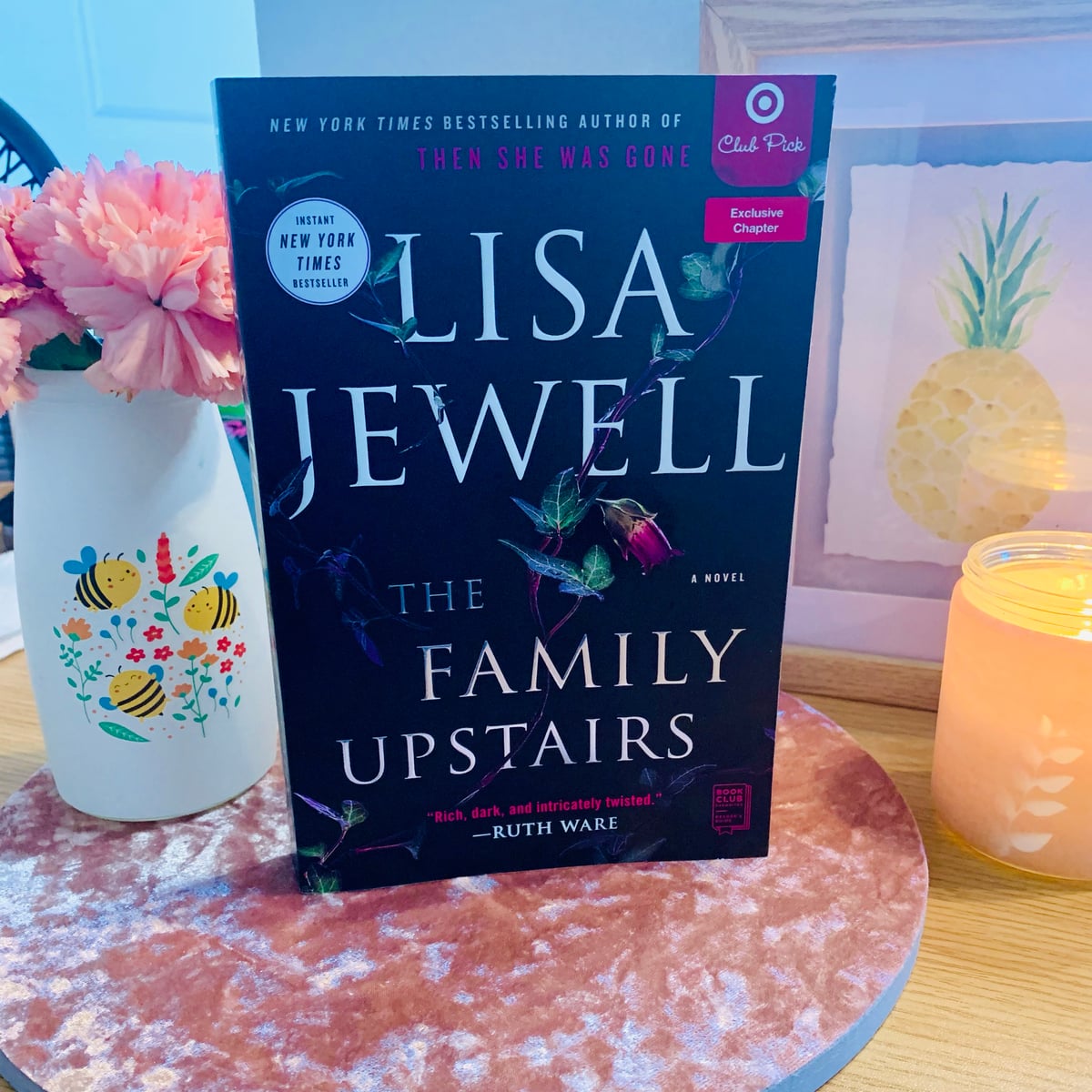 The Family Upstairs by Lisa Jewell, Paperback | Pangobooks