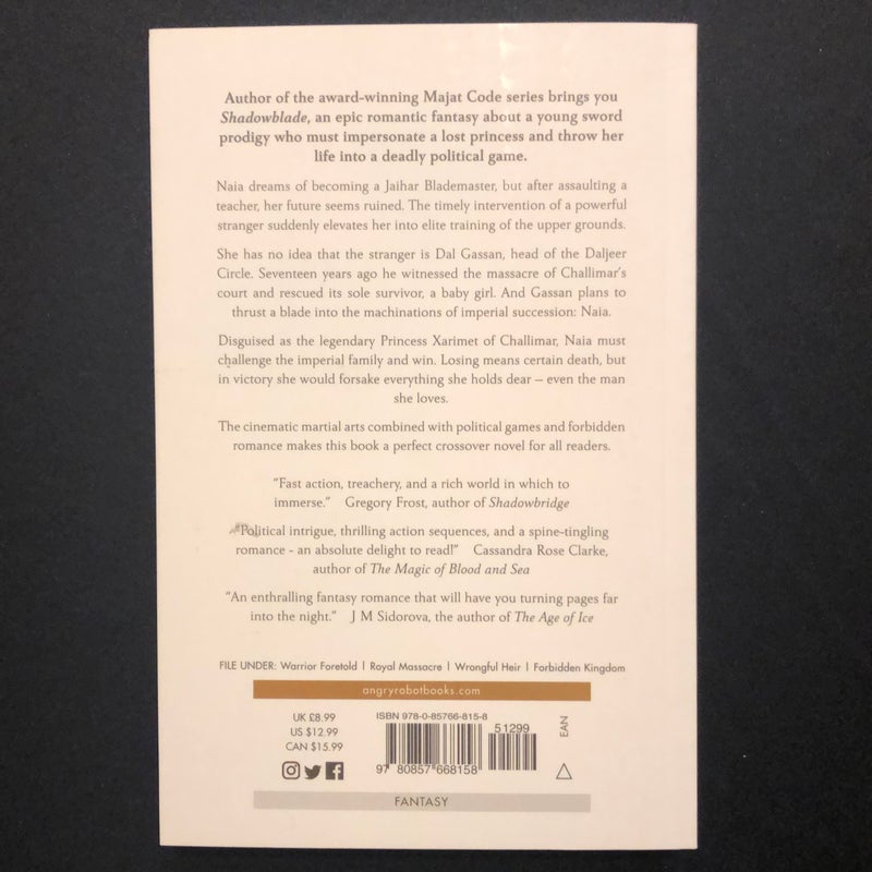 Shadowblade by Anna Kashina, Paperback | Pangobooks