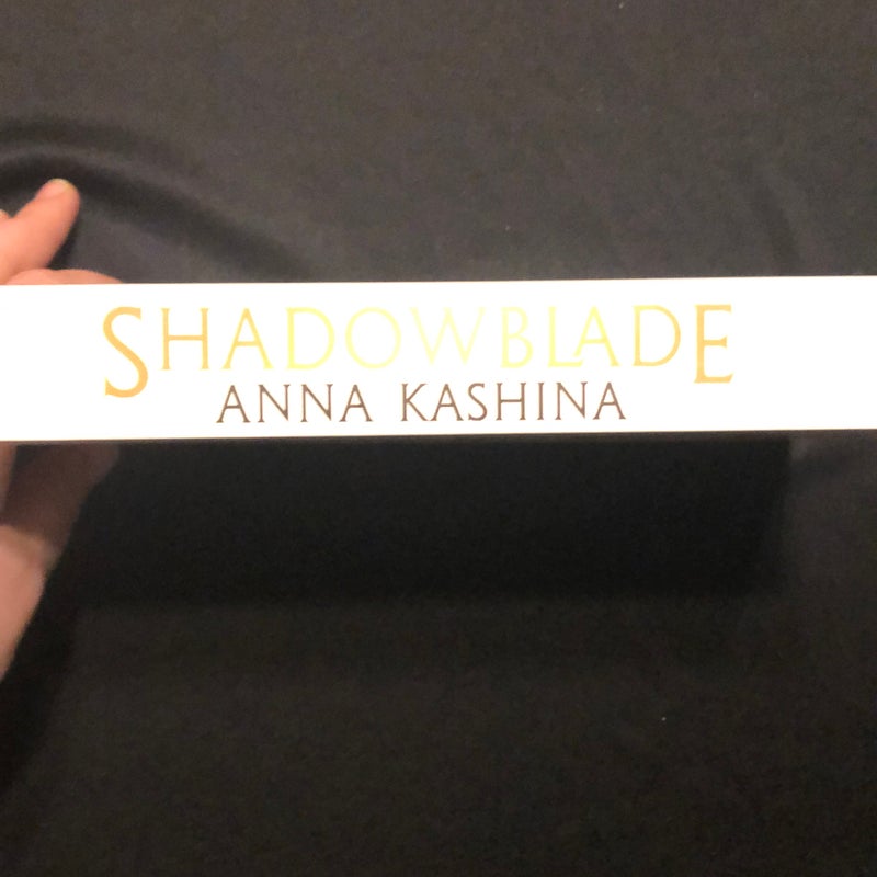 Shadowblade by Anna Kashina, Paperback | Pangobooks
