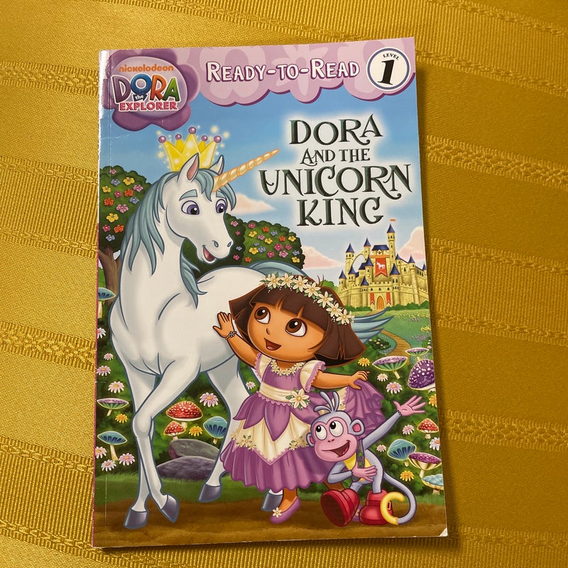 Dora and the Unicorn King by Ellie Seiss