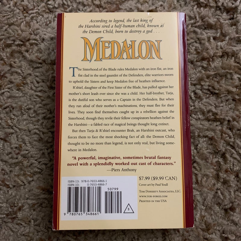 Medalon by Jennifer Fallon, Paperback | Pangobooks