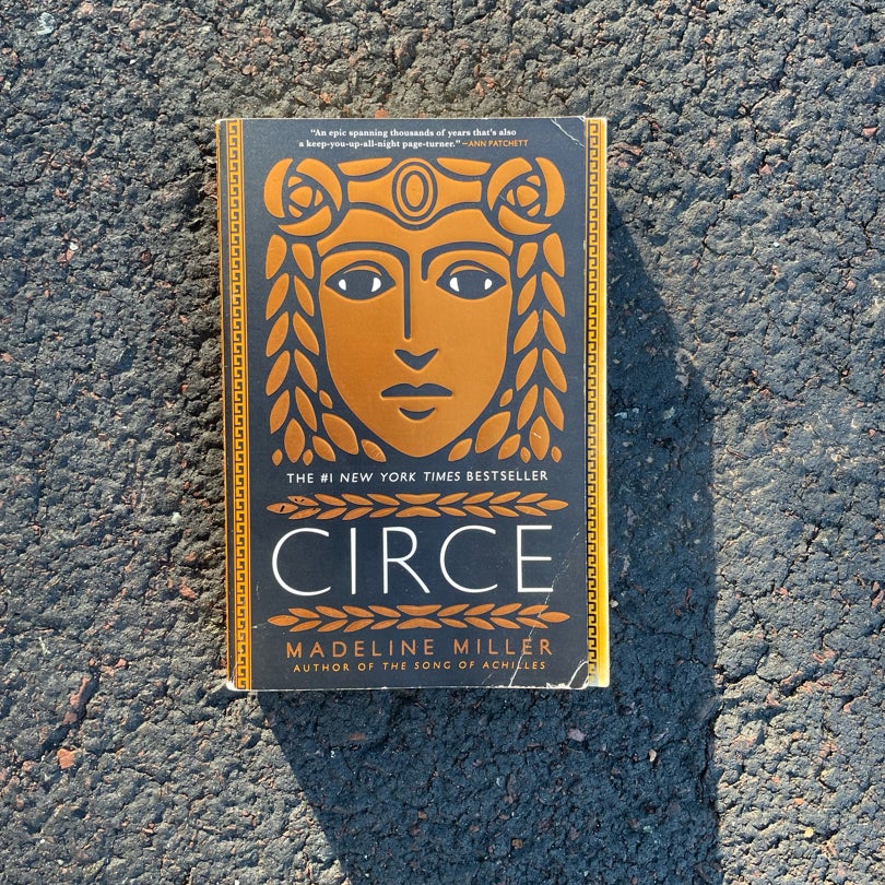 Circe by Madeline Miller, Paperback | Pangobooks