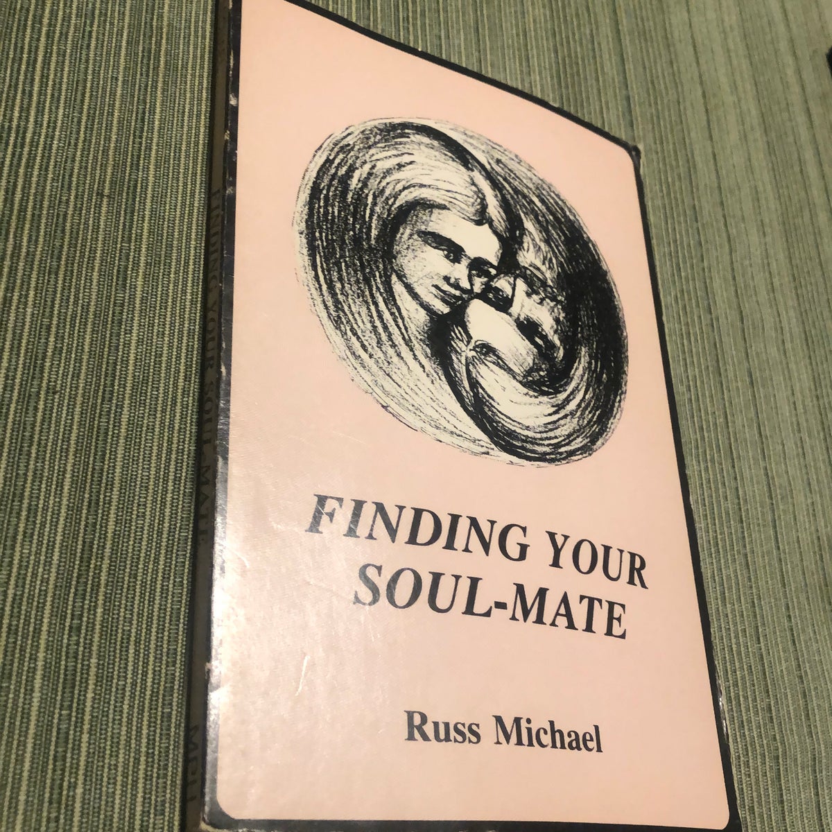Finding your soulmate by Russ Michael, Paperback | Pangobooks