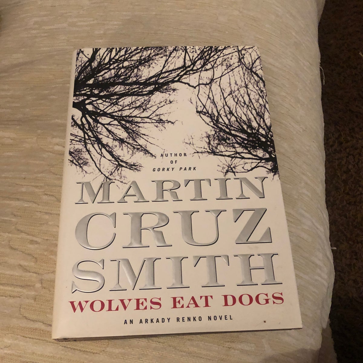Wolves Eat Dogs by Martin Cruz Smith
