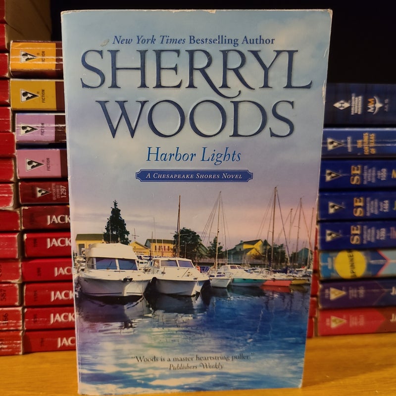Harbor Lights by Sherryl Woods, Paperback | Pangobooks