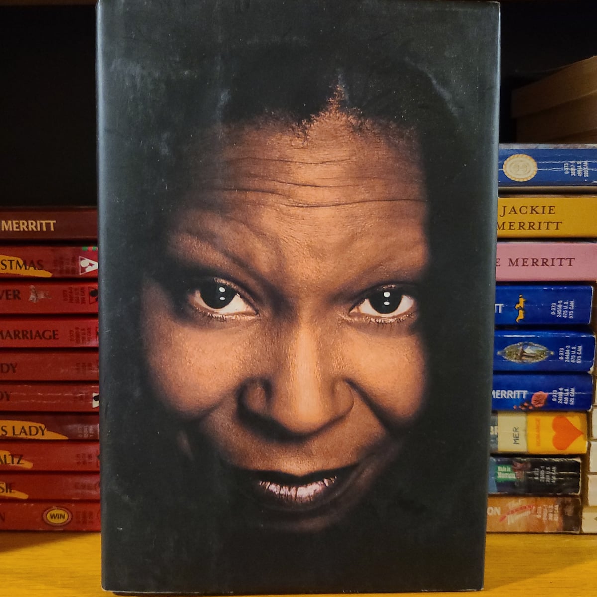 Book by Whoopi Goldberg, Hardcover | Pangobooks