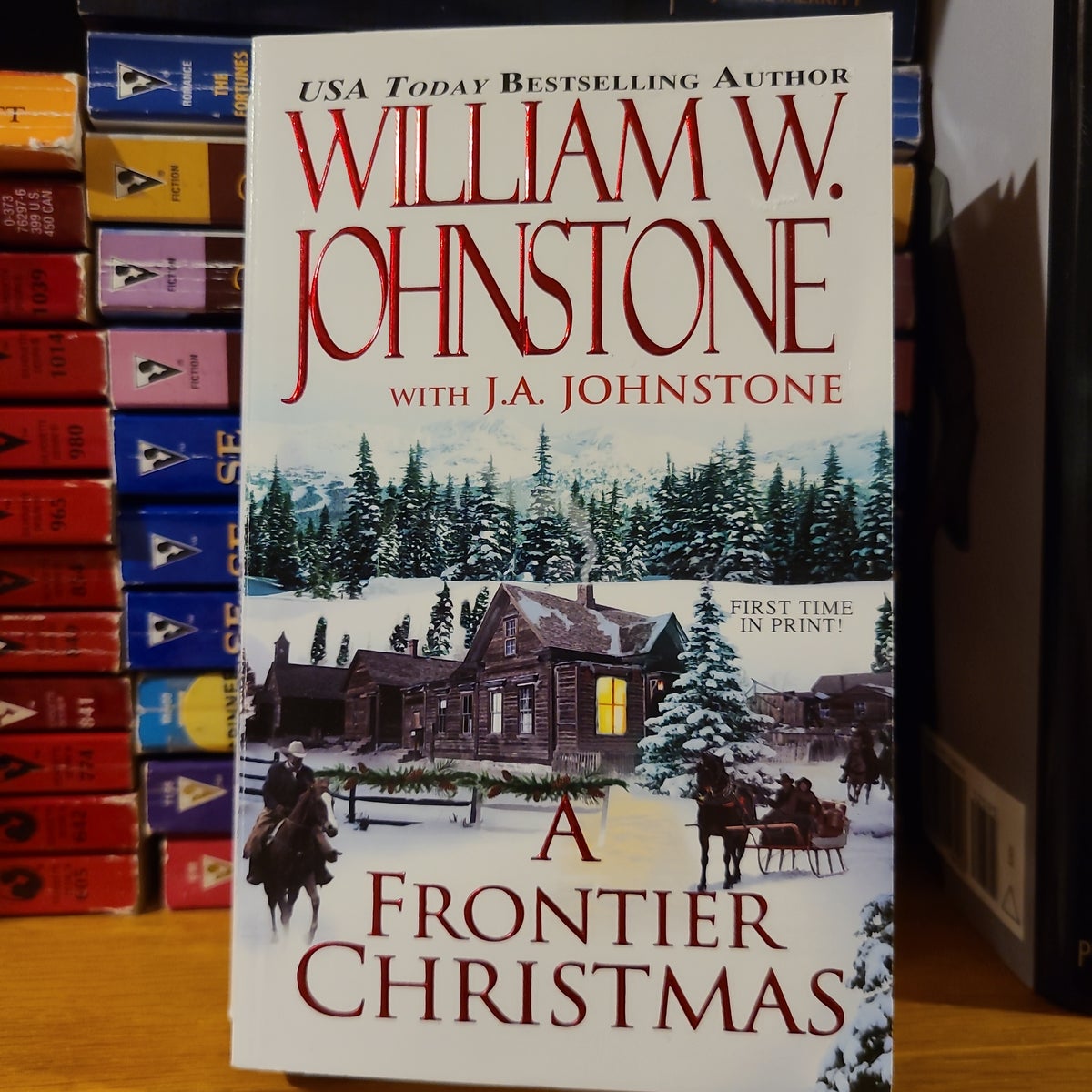 A Frontier Christmas by William W. Johnstone, Paperback | Pangobooks