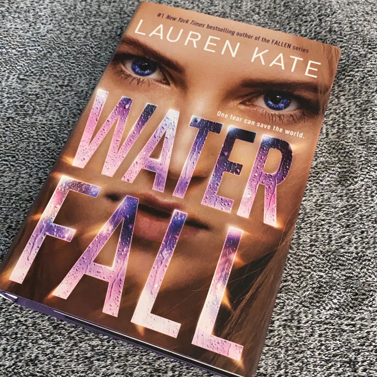 Waterfall by Lauren Kate, Hardcover | Pangobooks