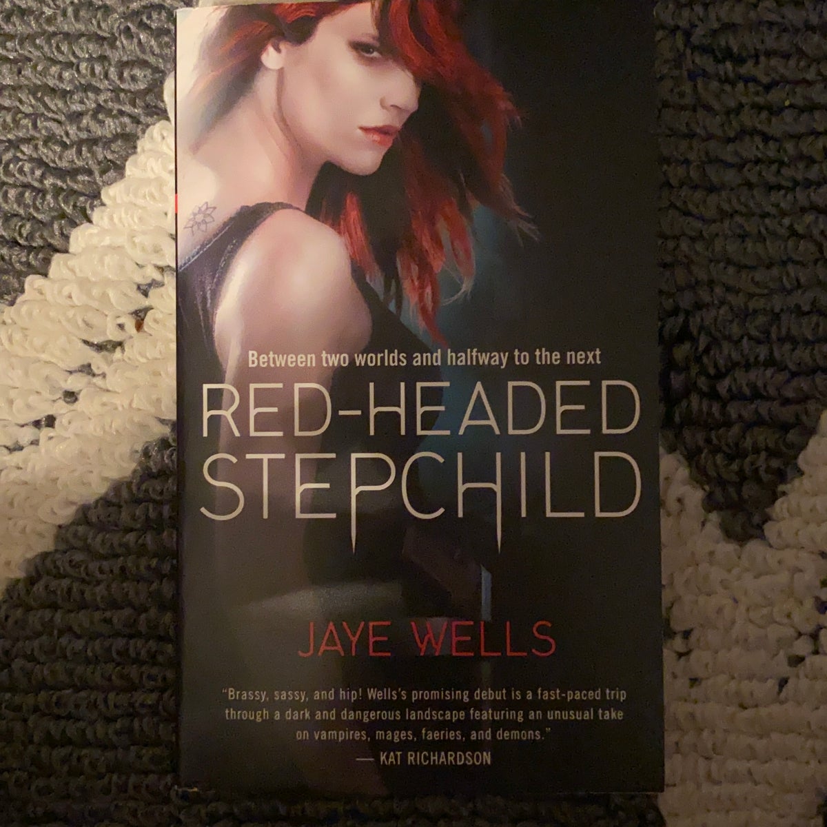 Red-Headed Stepchild by Jaye Wells, Paperback | Pangobooks