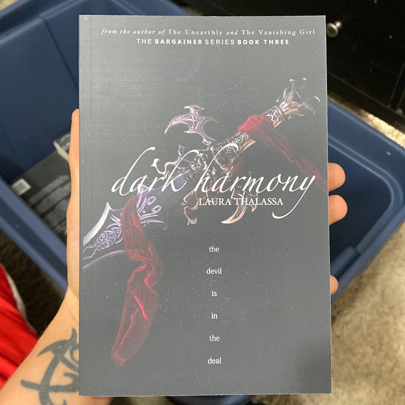 Dark Harmony by Laura Thalassa | Pangobooks