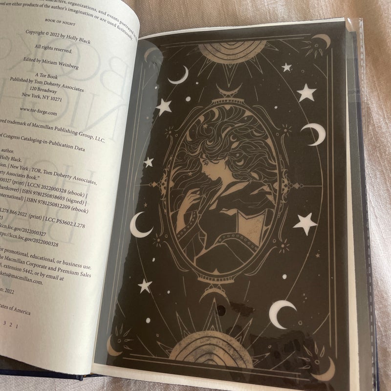 Book of Night by Holly Black, Hardcover | Pangobooks