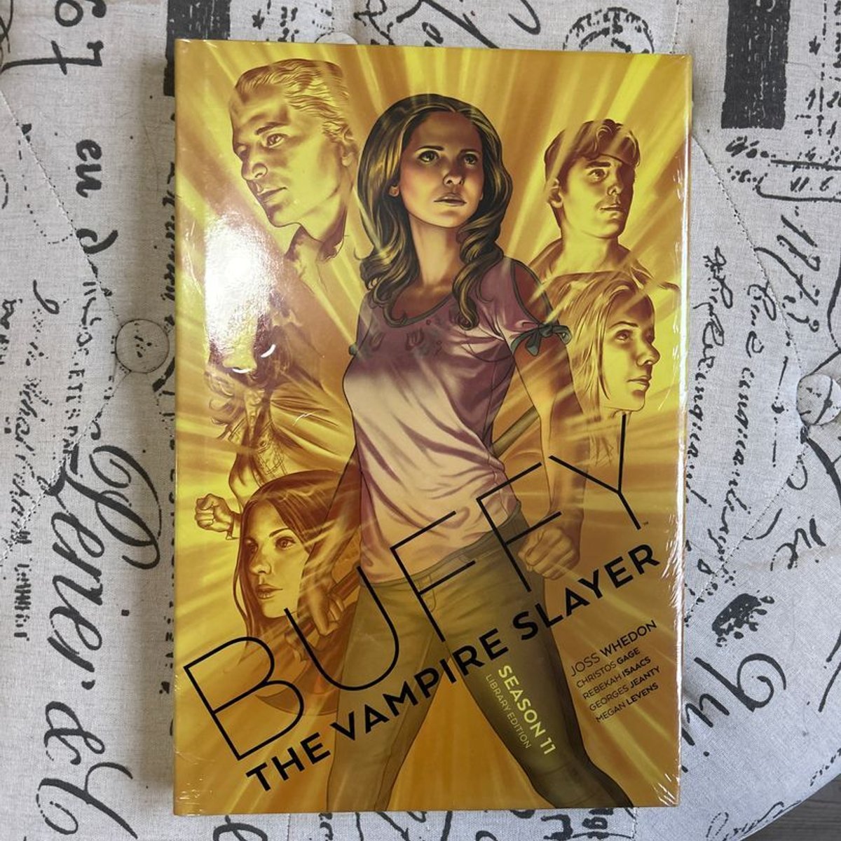 Buffy the Vampire Slayer Season 11 Library Edition by Joss Whedon