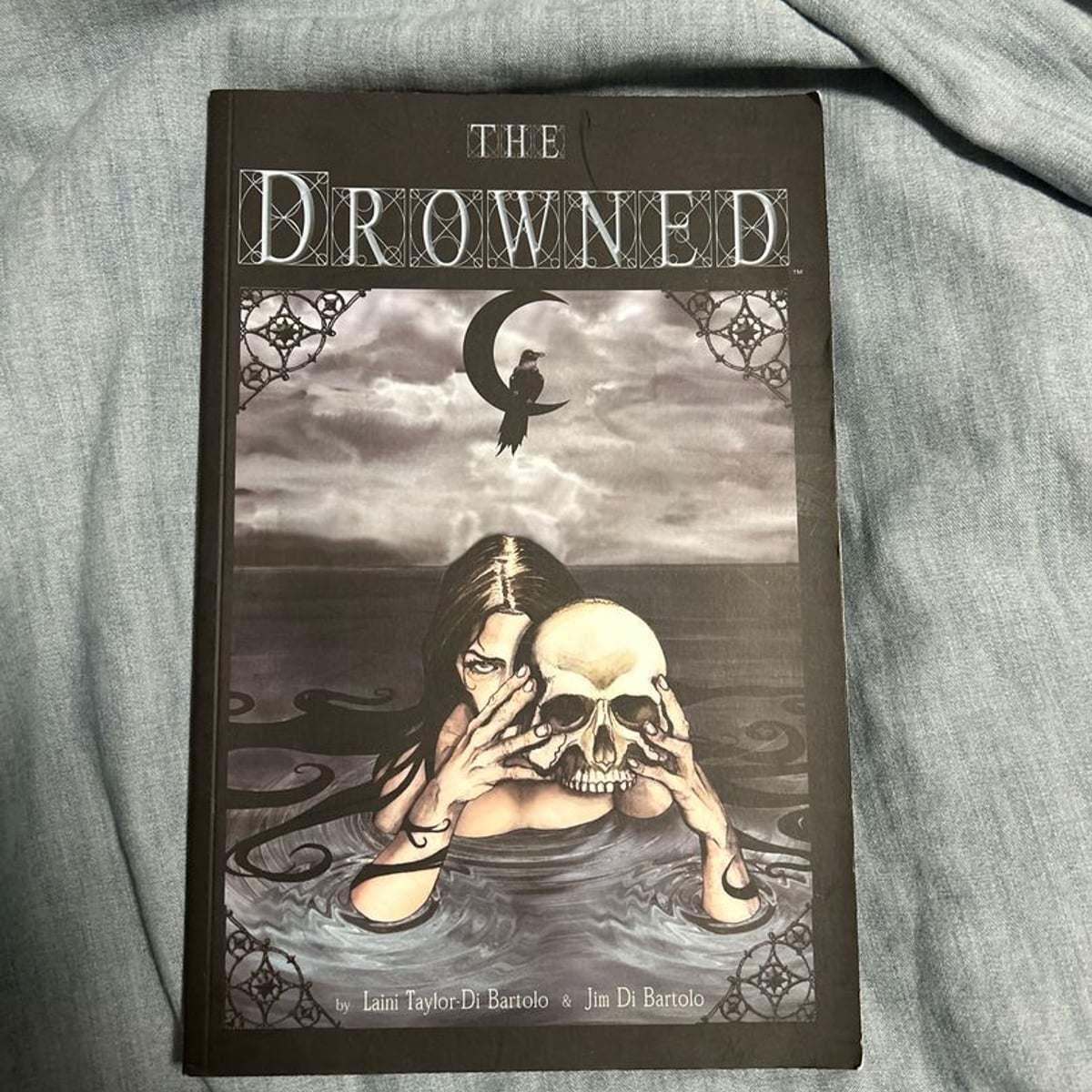 The Drowned by Laini Taylor-Di Bartolo, Jim Di Bartolo