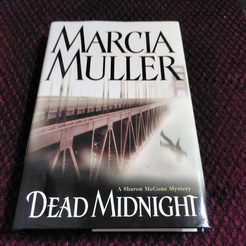 Dead Midnight by Marcia Muller