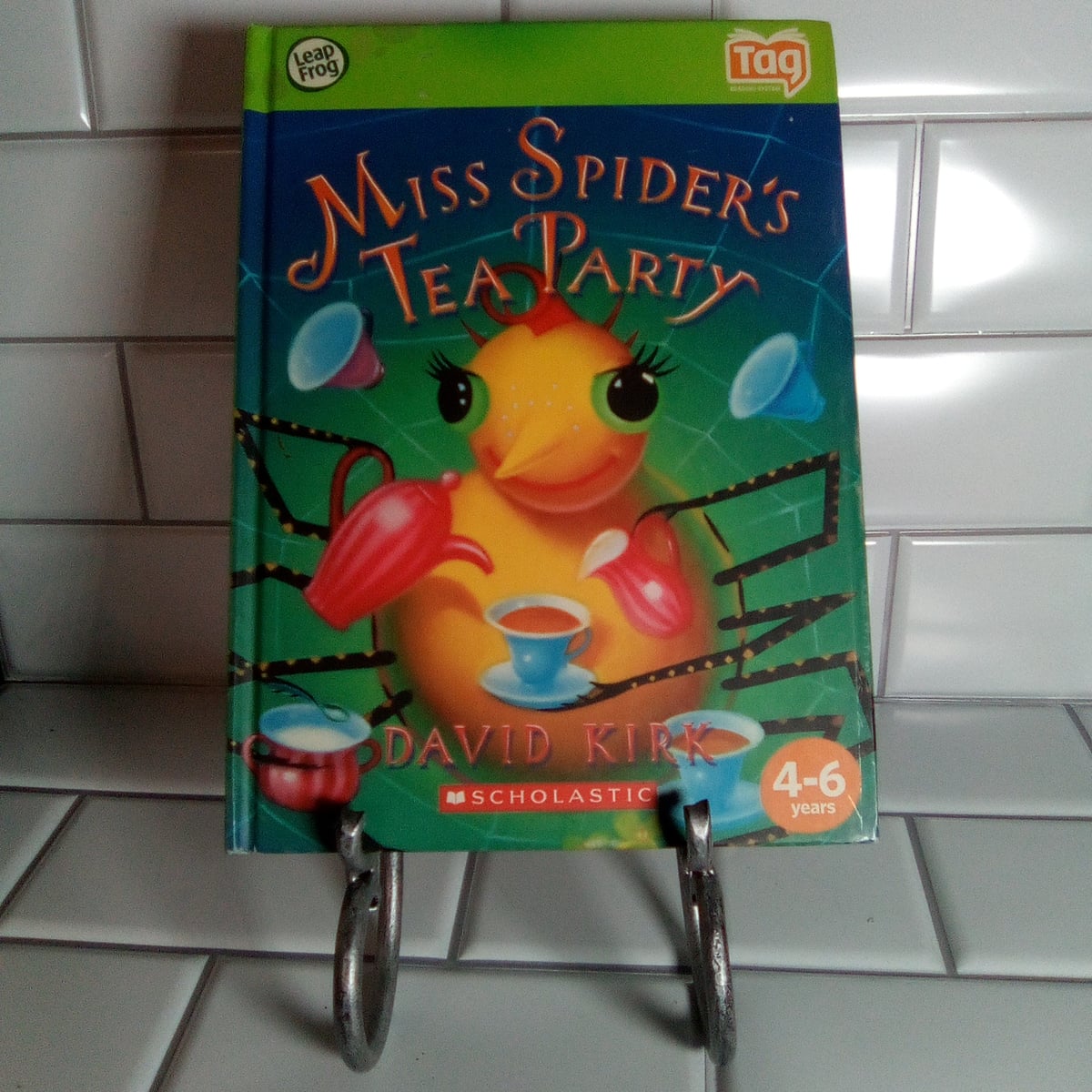 Miss Spider's Tea Party by David Kirk