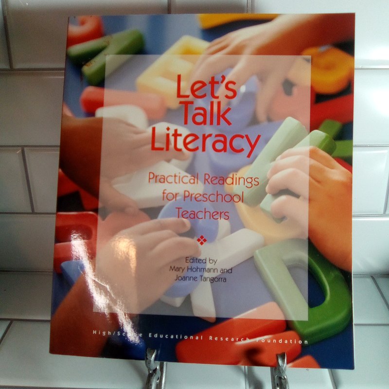 Let's Talk Literacy by Mary Hohmann, Paperback | Pangobooks