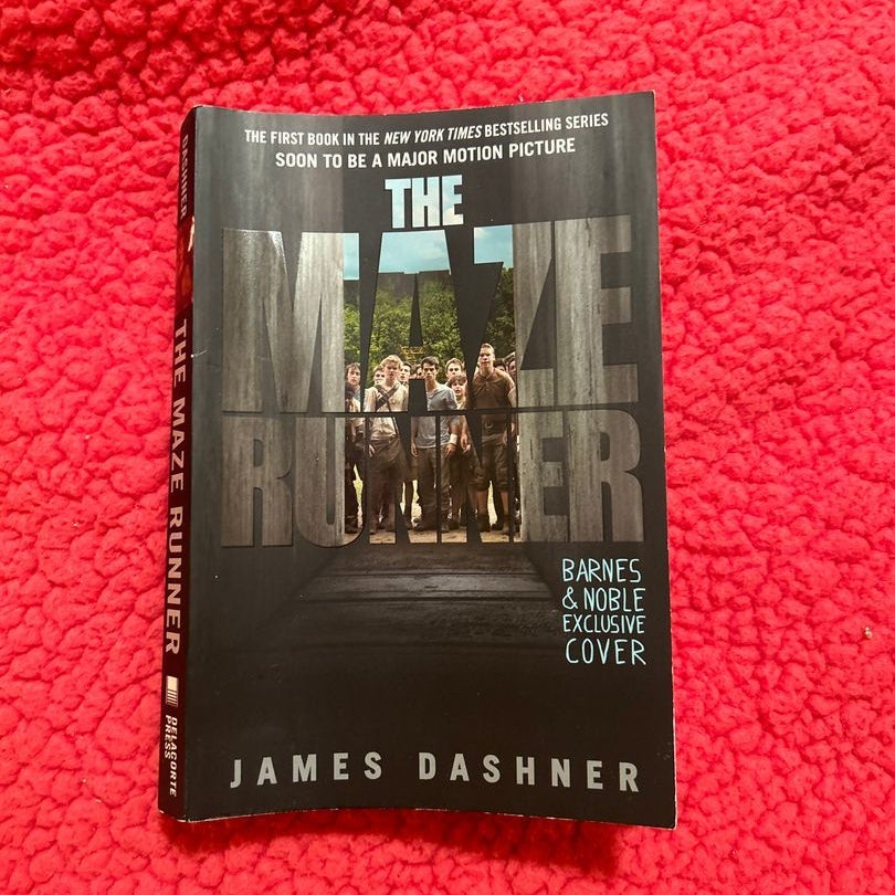 The Maze Runner by James Dashner, Paperback | Pangobooks