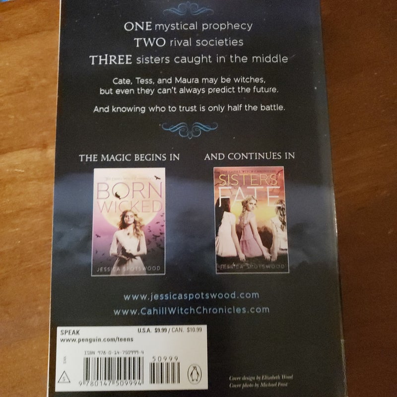 Star Cursed by Jessica Spotswood, Paperback | Pangobooks