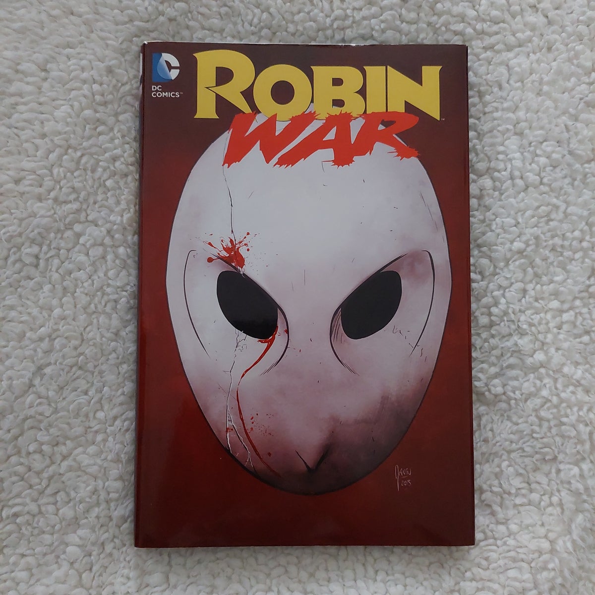 Robin War by , Hardcover | Pangobooks