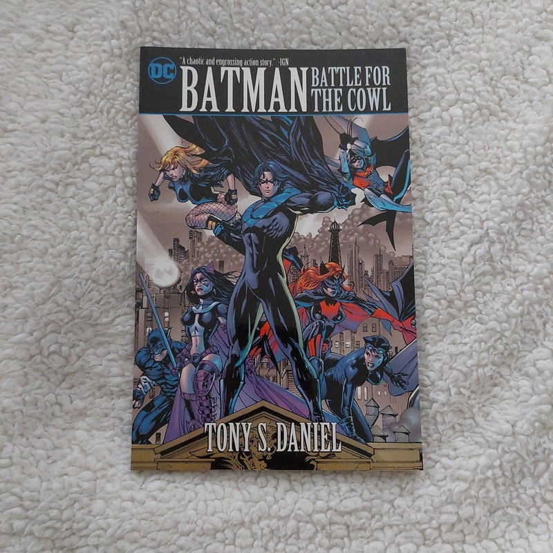 Batman: Battle for the Cowl by Tony Daniel