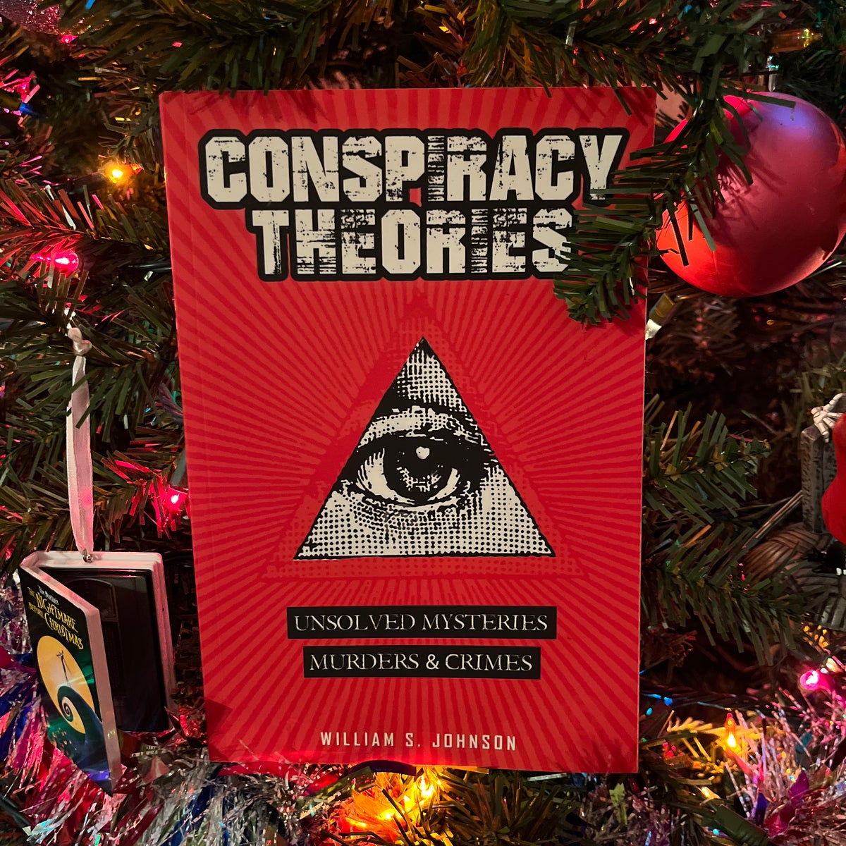 Conspiracy Theories : Unsolved Mysteries, Murders, and Crimes by ...