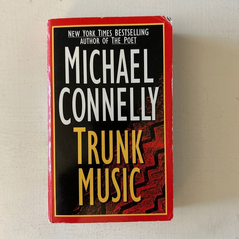 Trunk Music by Michael Connelly, Paperback | Pangobooks