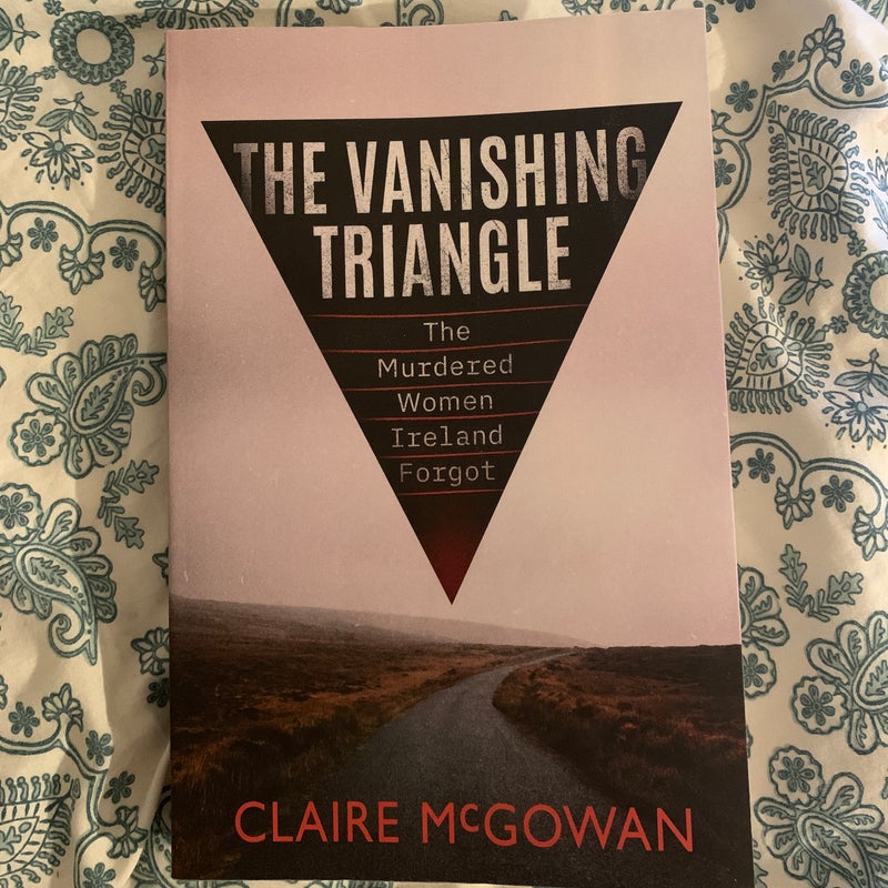 The Vanishing Triangle by Claire McGowan