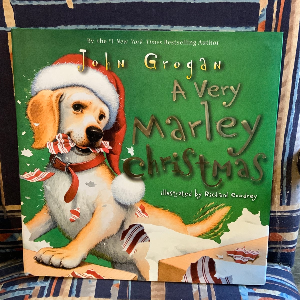 A Very Marley Christmas by John Grogan, Hardcover | Pangobooks
