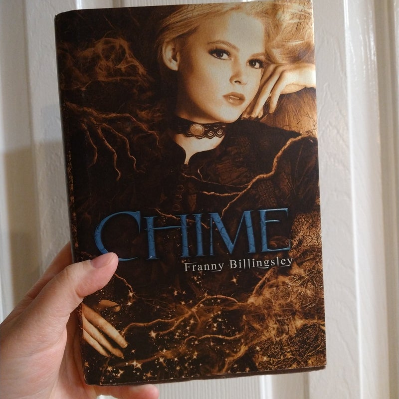 Chime by Franny Billingsley, Hardcover | Pangobooks