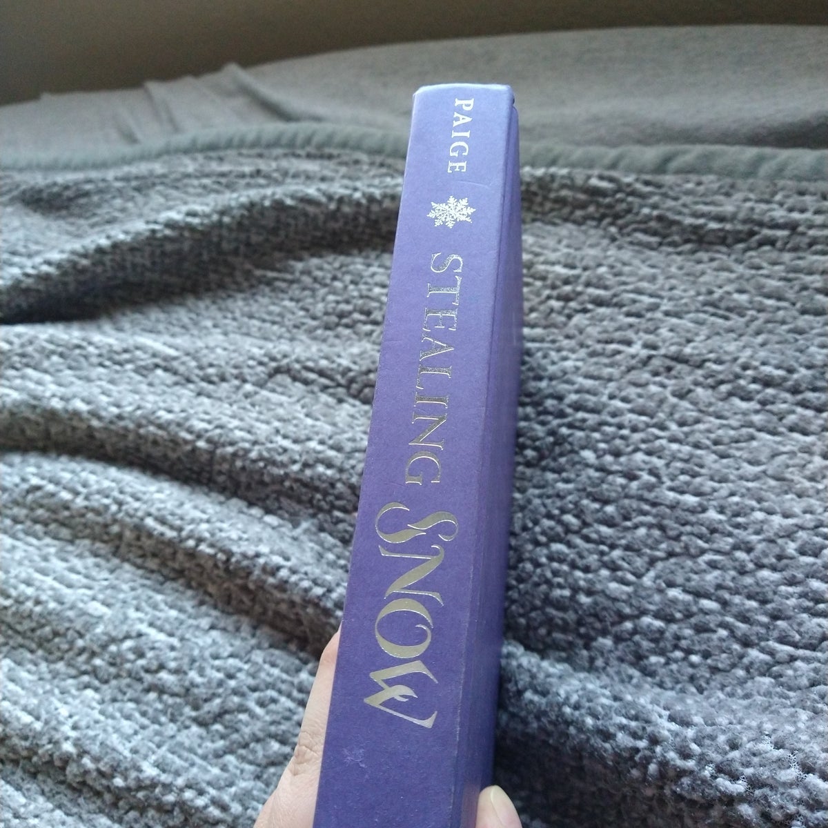 Stealing Snow by Danielle Paige