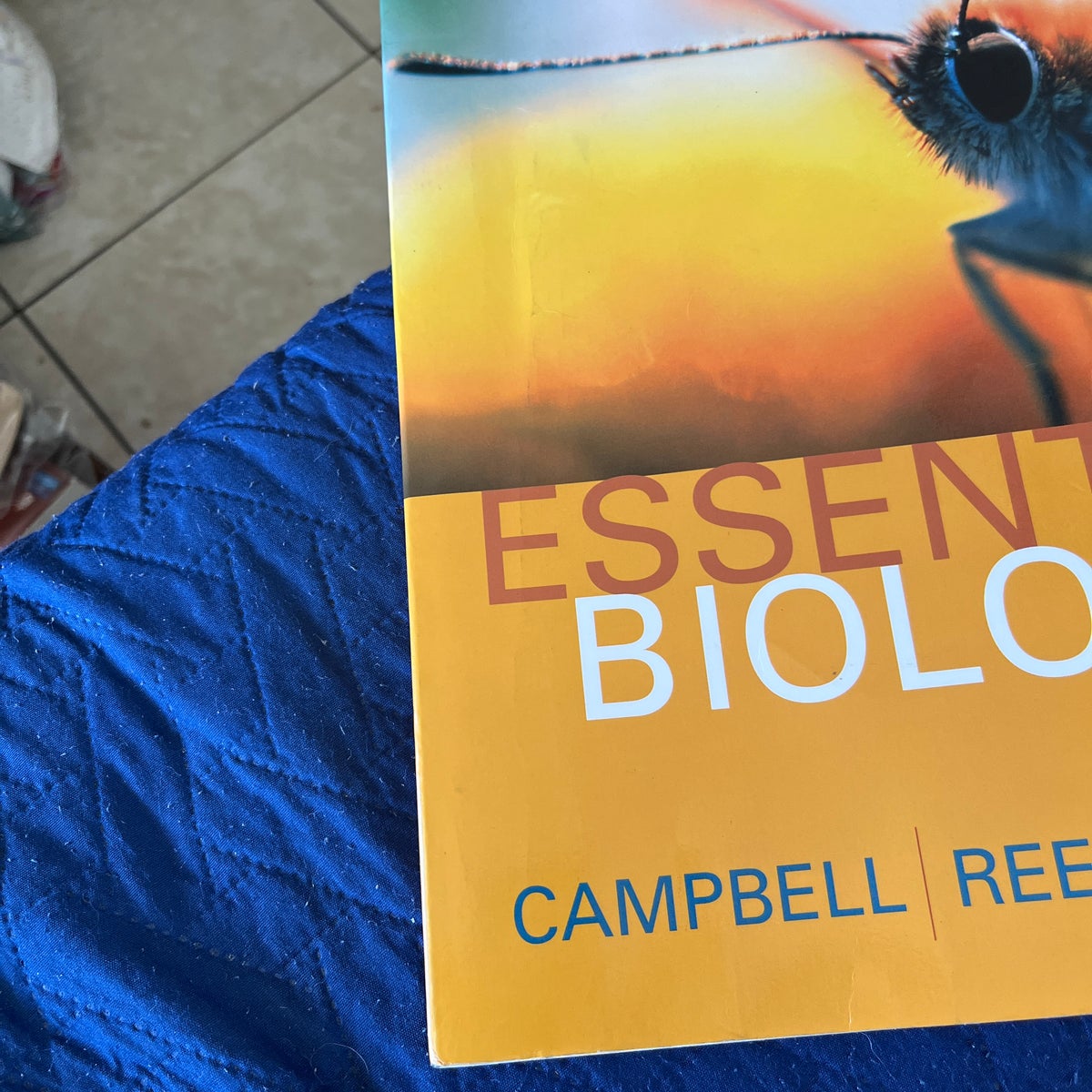 Essential Biology by Neil A. Campbell, Jane B. Reece, Eric J. Simon